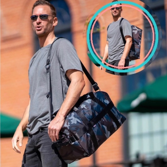 Andi New York | Bags | Andi New York Convertible Backpack Duffle Nwt ...